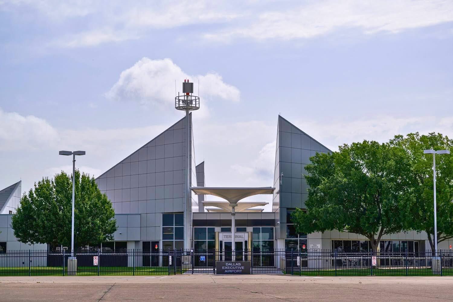 Home - Dallas Executive Airport
